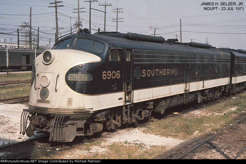 Southern E8A 6906